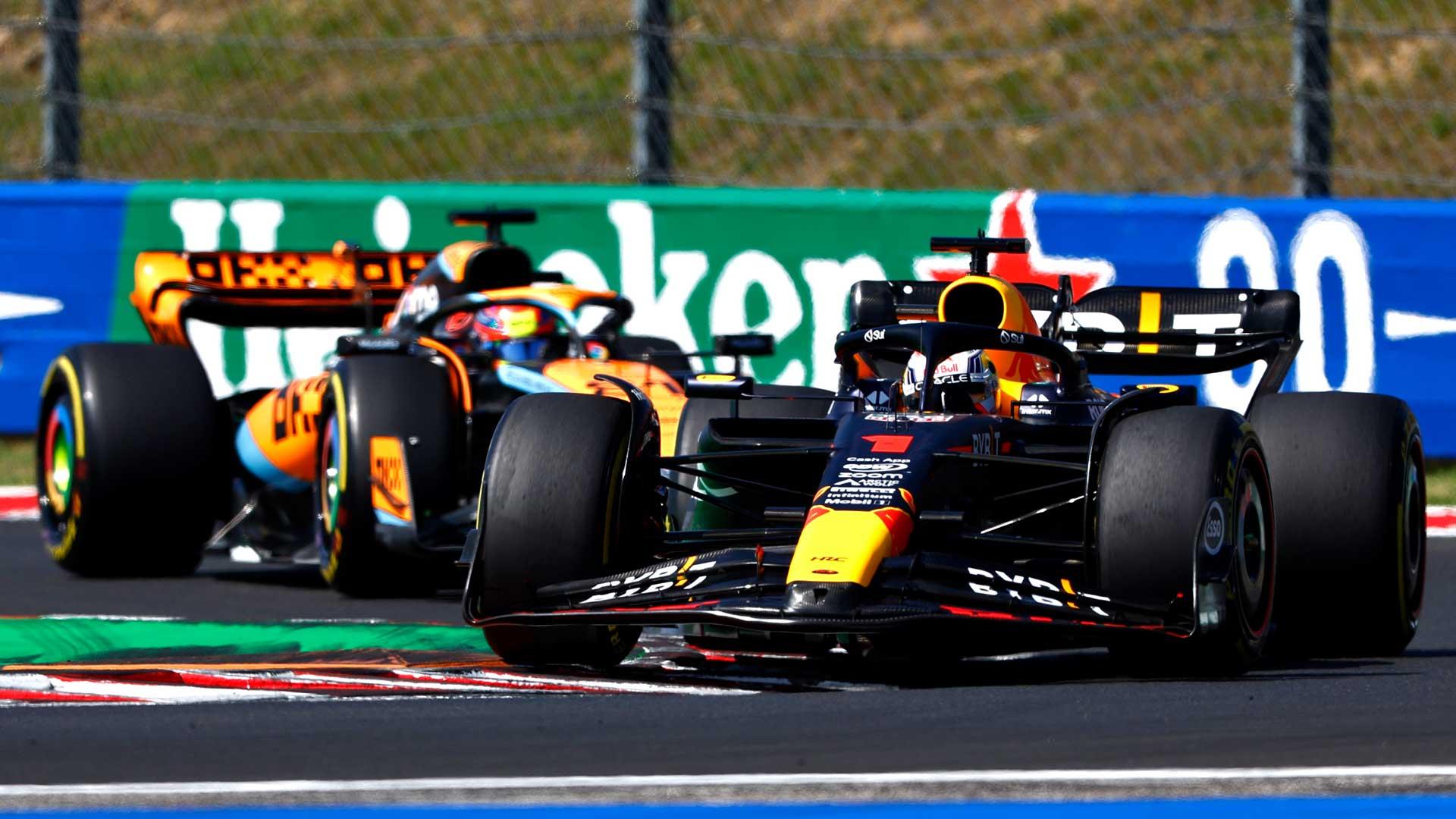 Verstappen heerst in Hongarije, McLaren weer de best of the rest