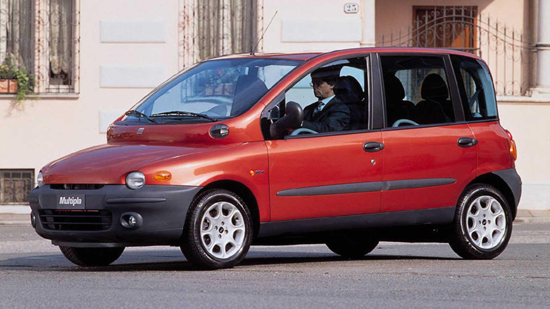 De Fiat Multipla is voor één keer terug als een 6x6 - TopGear