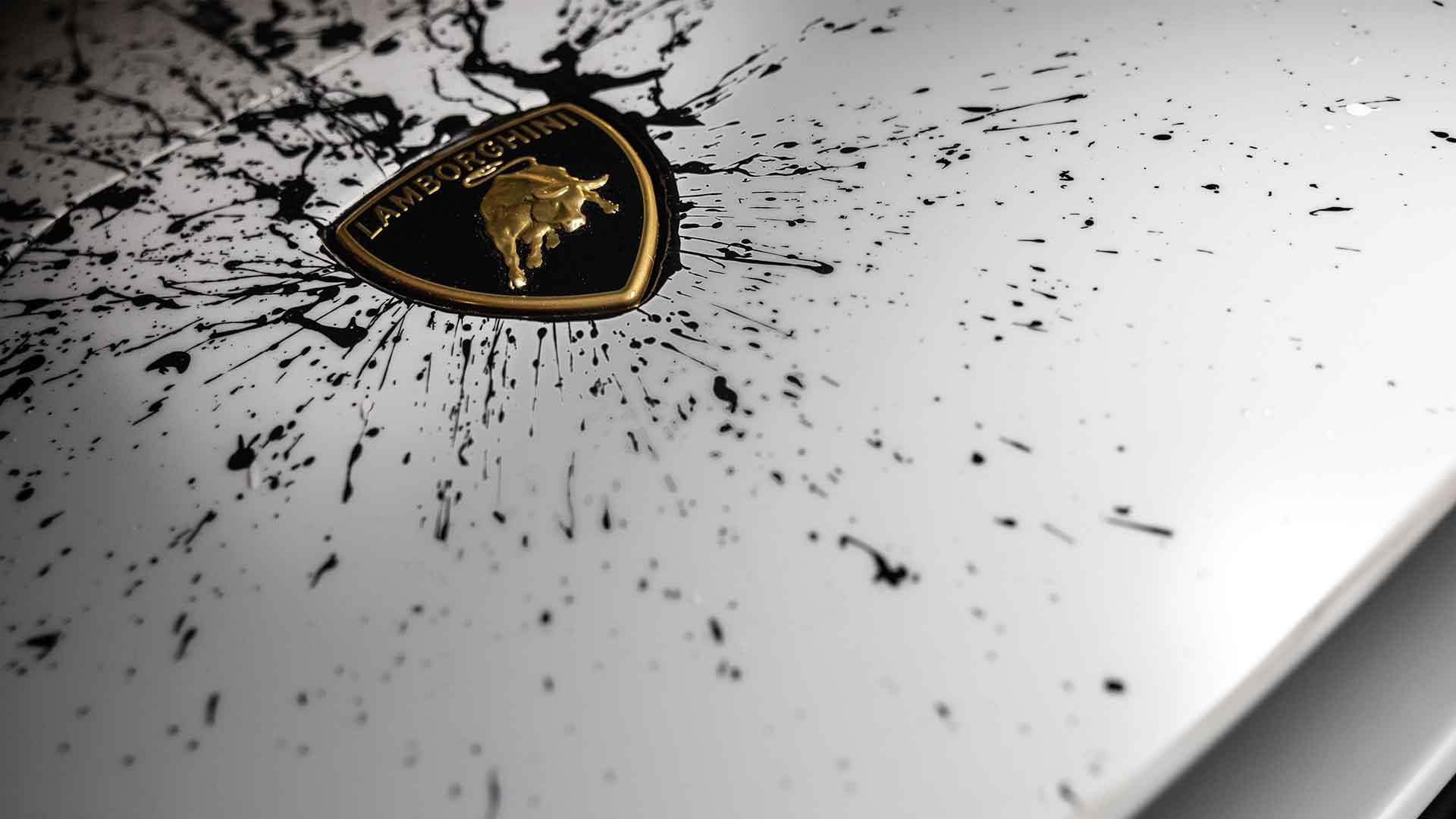 Dit is het nieuwe logo van Lamborghini - TopGear