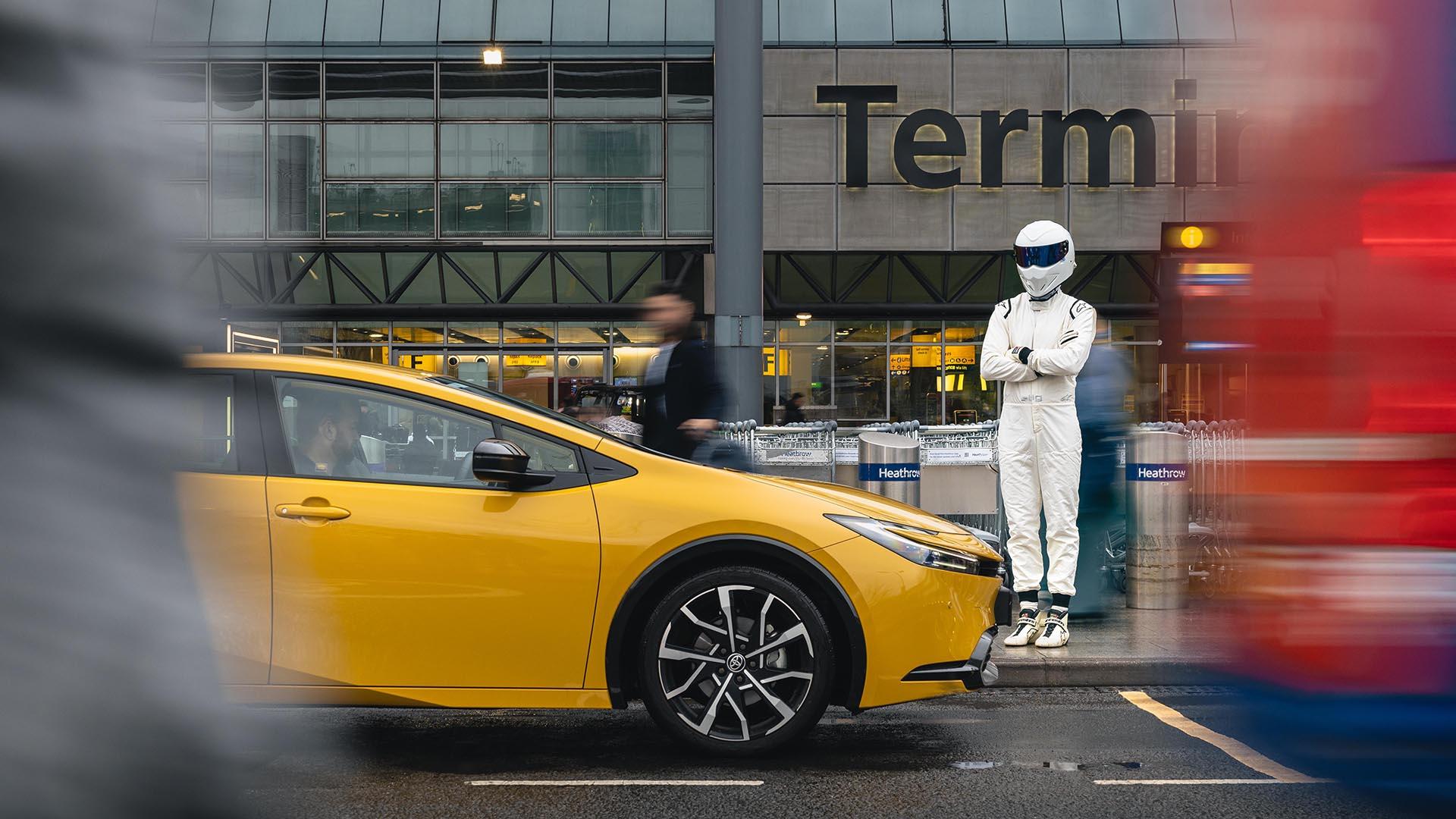 Is de nieuwe plug-in hybride Toyota Prius een goede taxi? - TopGear