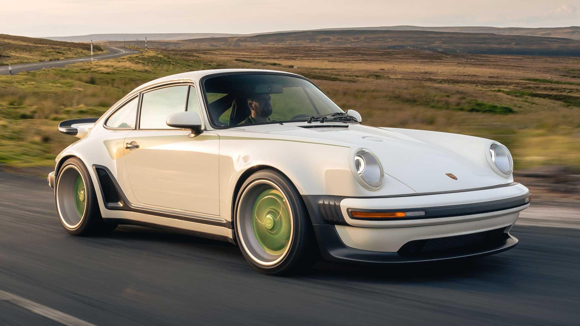 Zo rijdt de Porsche 911 van Singer met een Turbo - TopGear