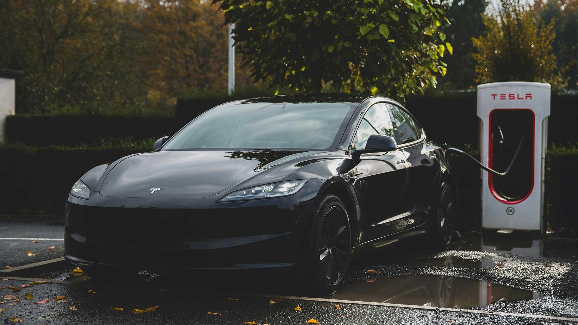Zoveel duurder wordt de Tesla Model 3 door importheffingen voor Chinese ...