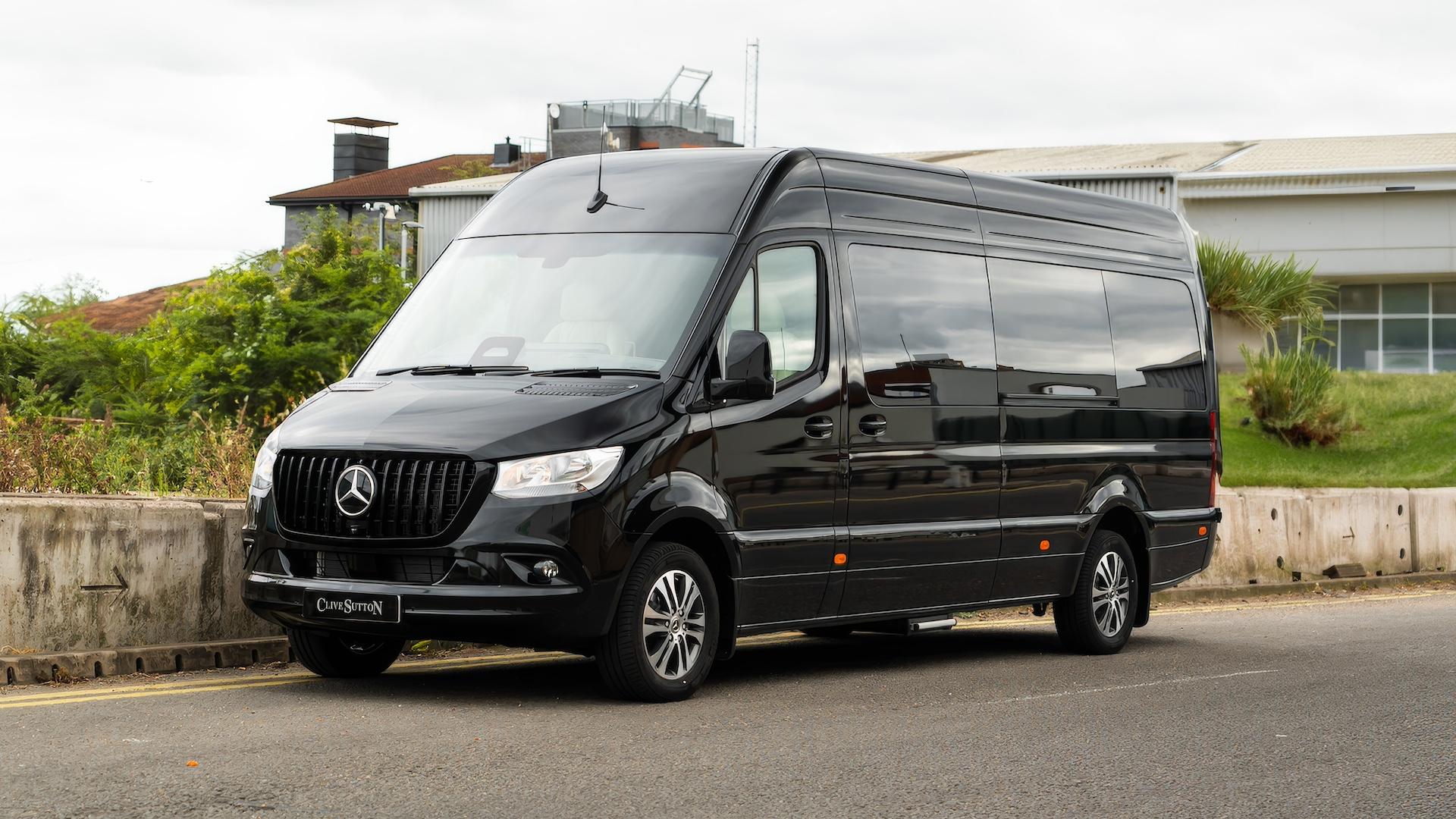 Clive Sutton First Class Sprinter: 275 mille aan pure luxe-bus