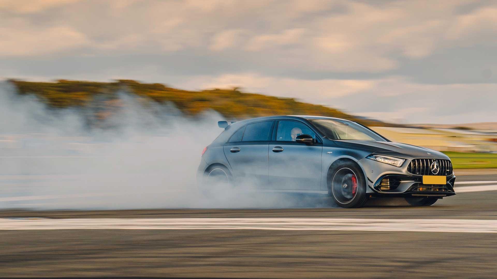 Jonge bestuurders zijn gevaarlijker dan de oudere (echt waar)