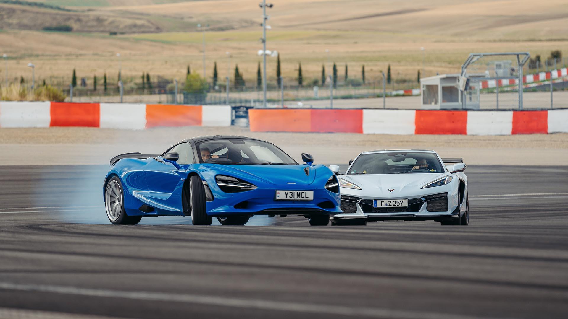 Speed Week 2024: supercars Corvette Z06 tegen McLaren 750S - TopGear