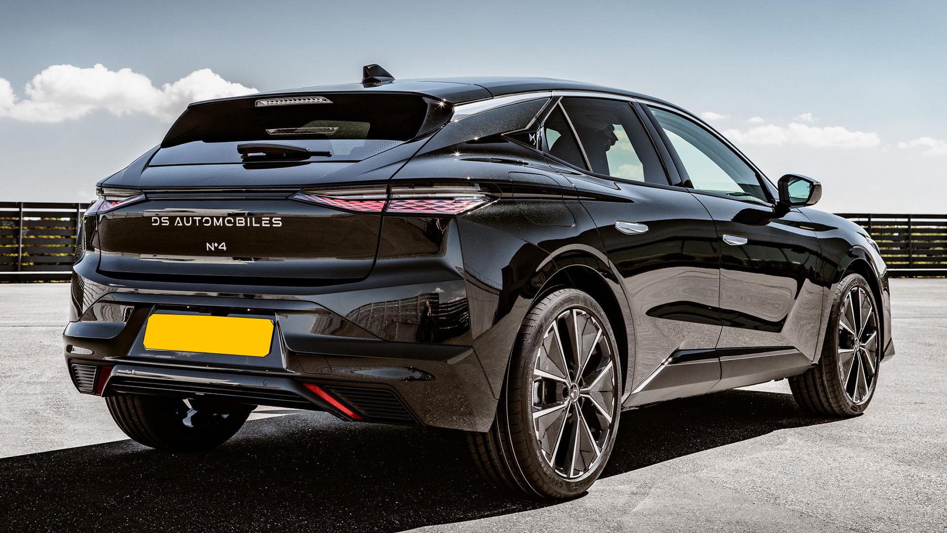 Wanneer komt de DS N°4 (2025)? Wat is de prijs?