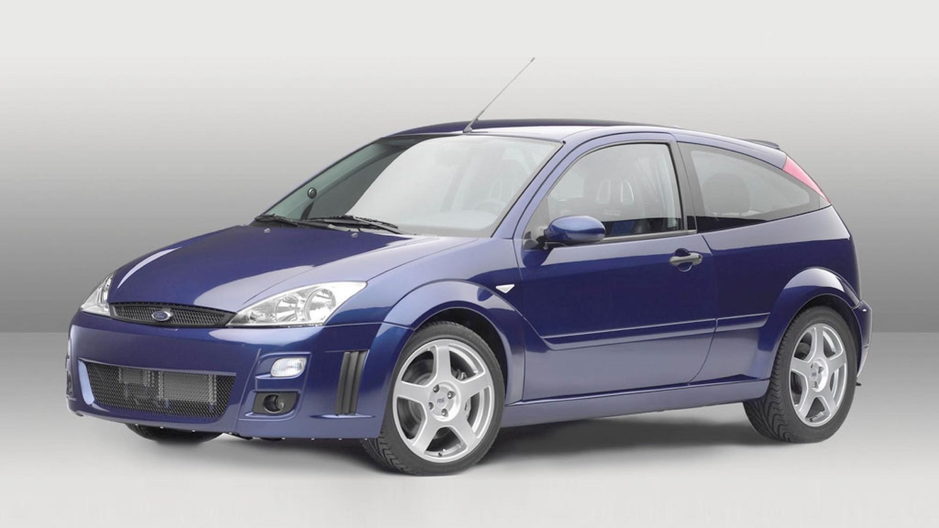 Ford Focus RS 8: een onopvallende Ford met dikke V8- TopGear