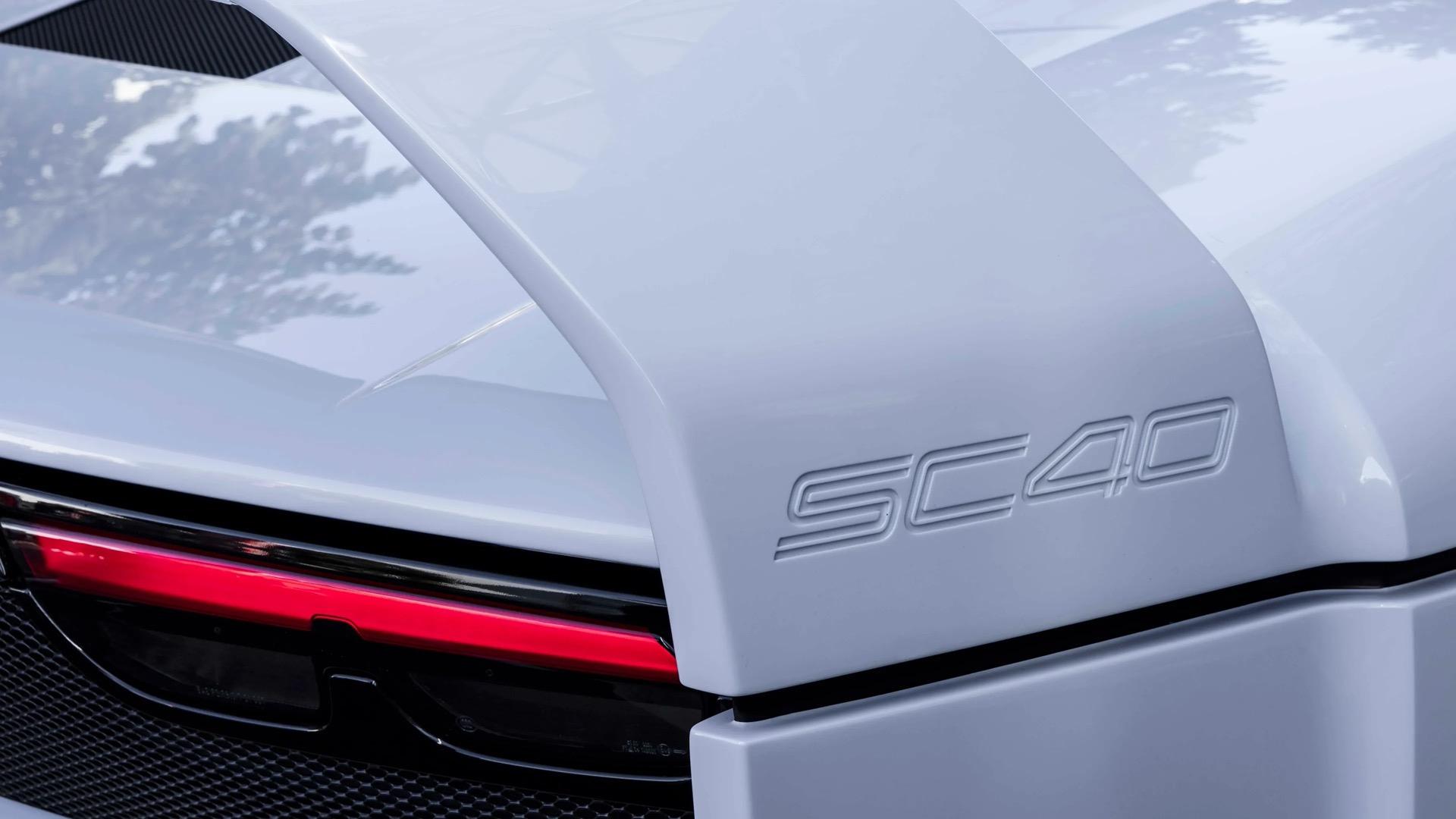 Ferrari SC40: hommage aan de originele F40 - TopGear