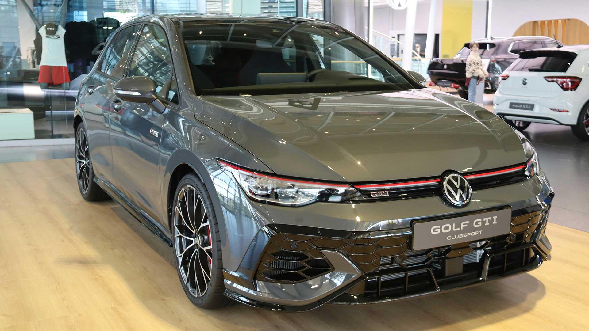 Rijbewijs verplicht bij overschrijven auto bij kentekenloket