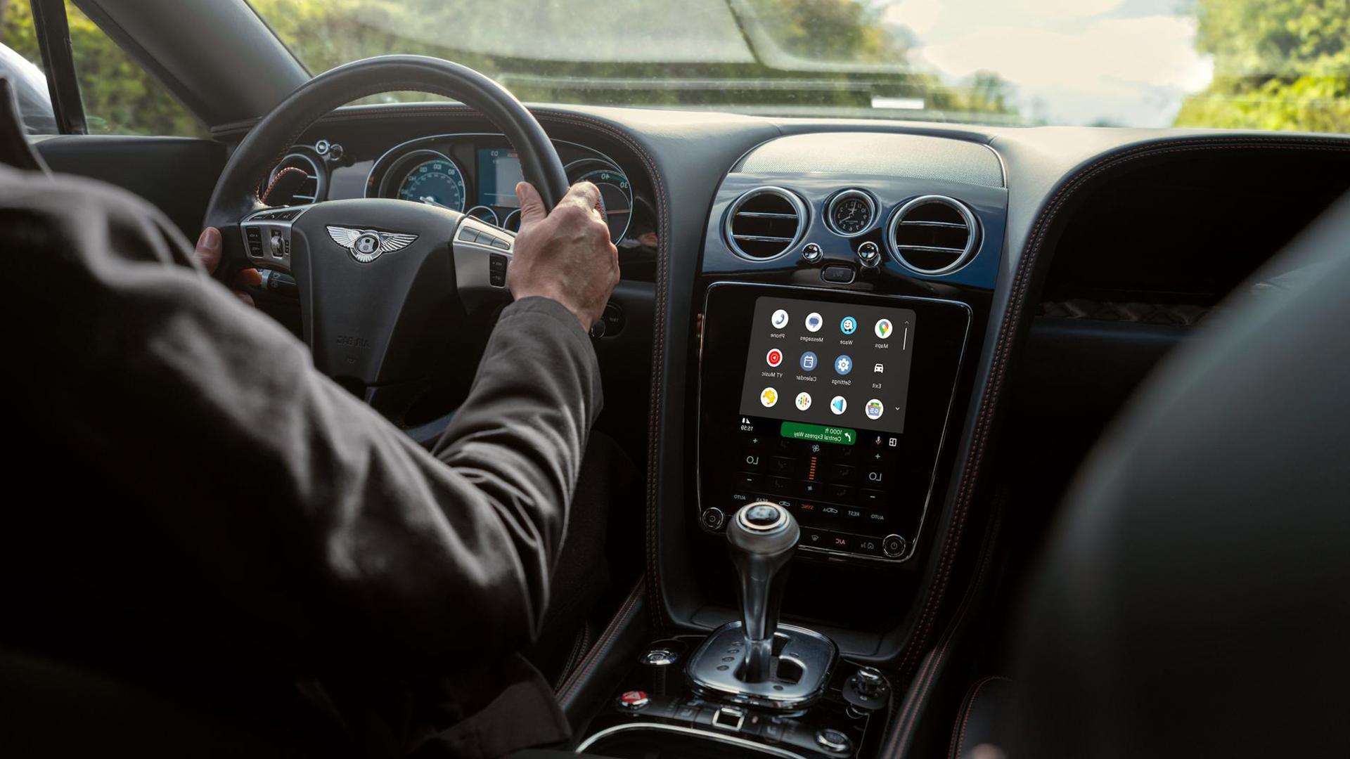 Je kunt nu bij Bentley een nieuw scherm met Apple CarPlay kopen