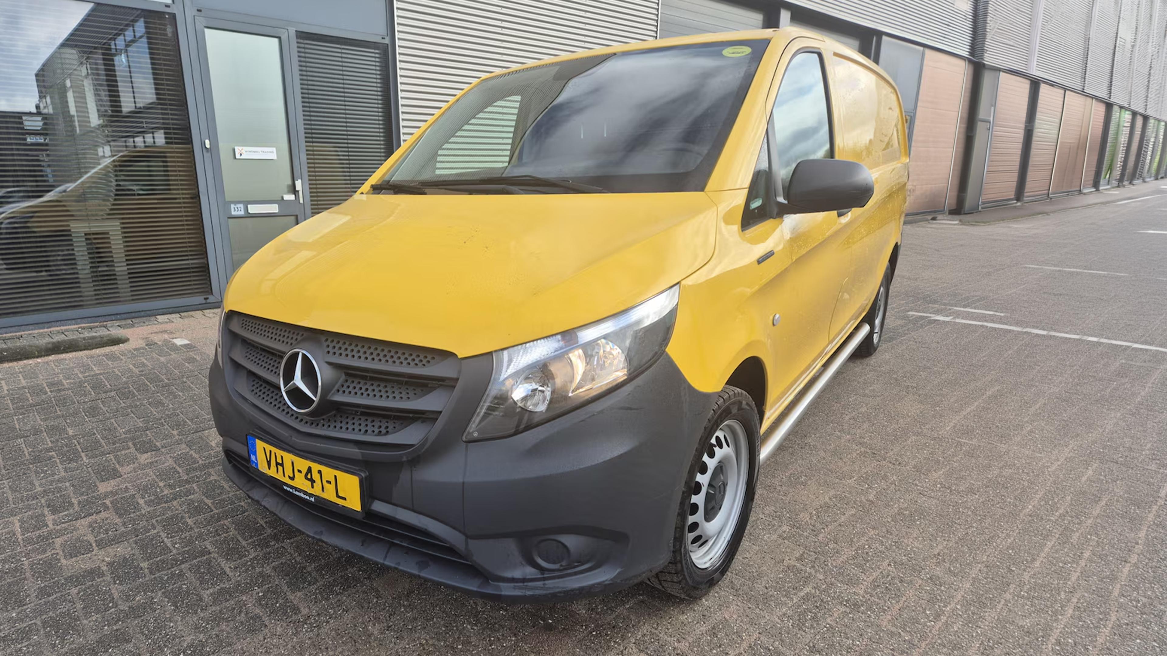 Mercedes Vito 4x4 offroad bus van Vansports: voor de zomer