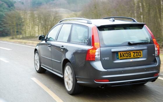Autotest: Volvo V50 T5 Summum R-Design - TopGear
