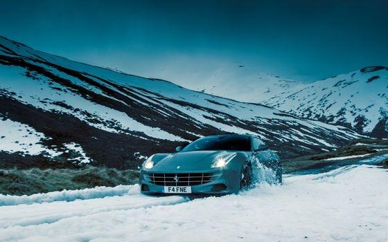 Ferrari FF in de sneeuw - TopGear