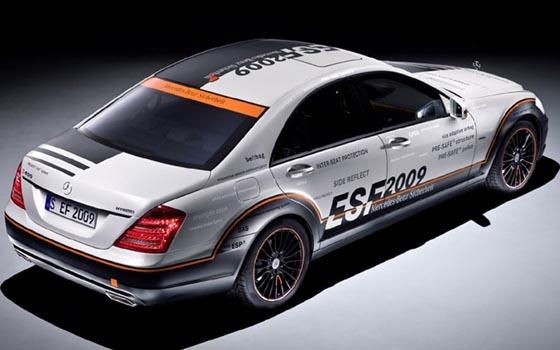 Mercedes ESF optimaal in veiligheid - TopGear