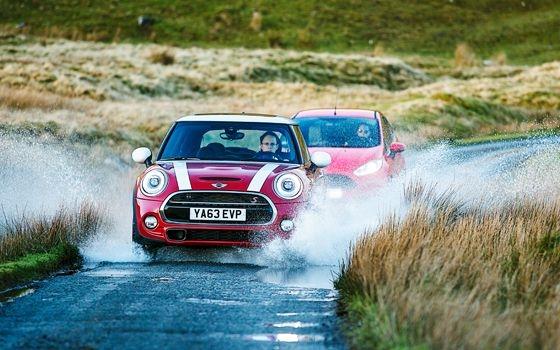 Mini Cooper S vs Ford Fiesta ST - TopGear