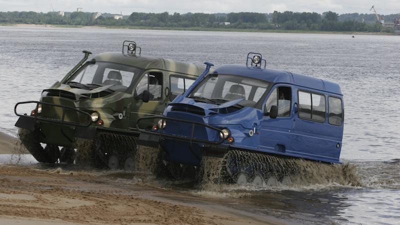 GAZ 3409 Bobr: rupsbanden voor je gezin - TopGear