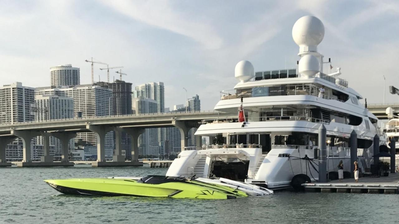 Koop deze Lamborghini Aventador SV speedboot - TopGear Nederland