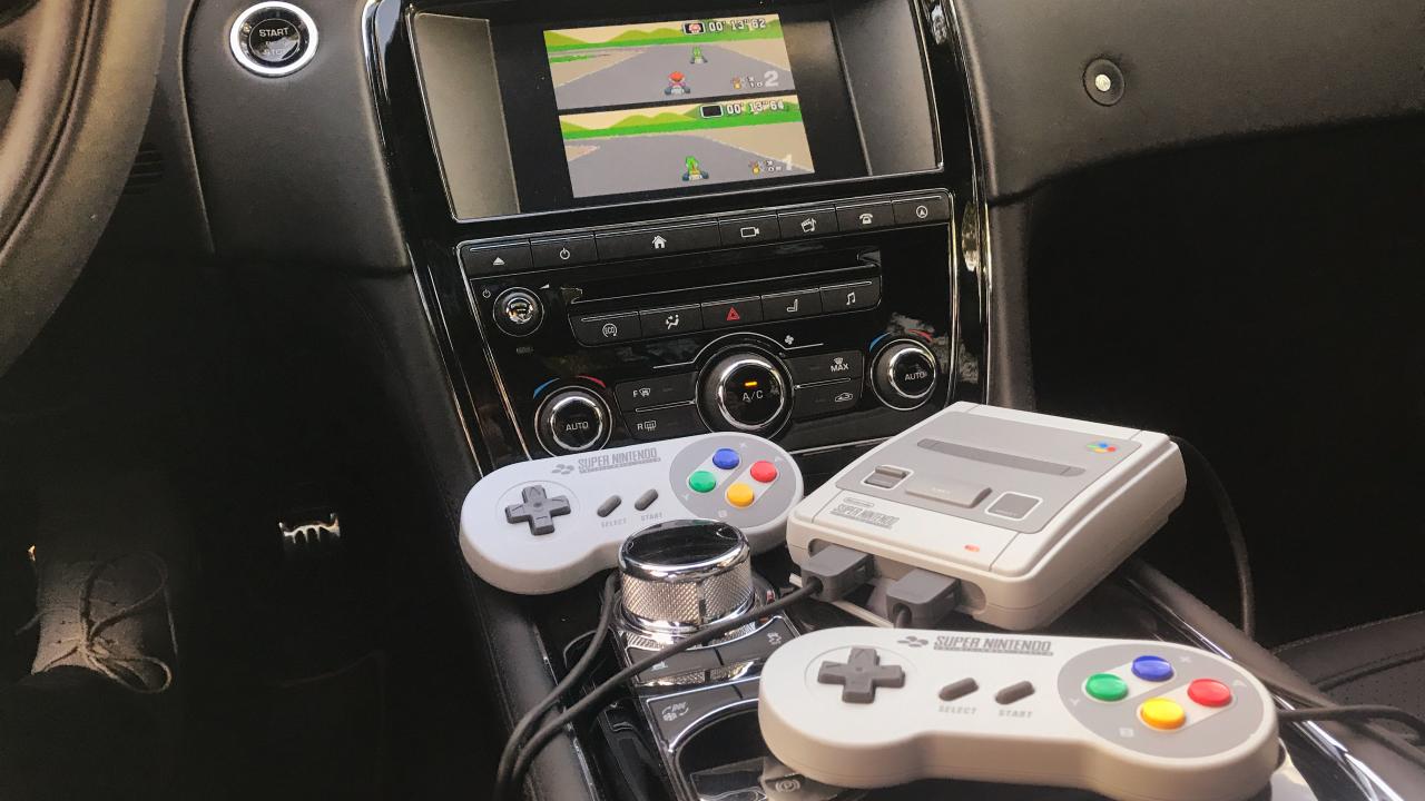 Nintendo SNES in de auto: dat doe je zo - TopGear