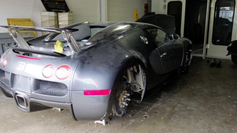Bugatti Veyron met waterschade kan van jou zijn - TopGear Nederland