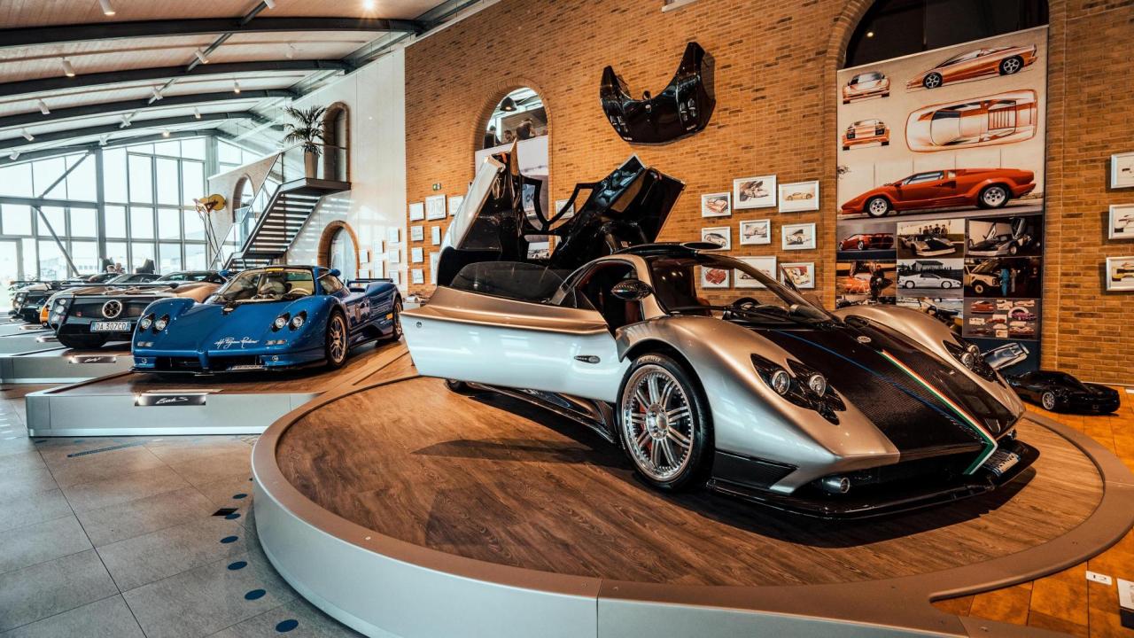 Een kijkje in het Pagani-museum in Modena - TopGear