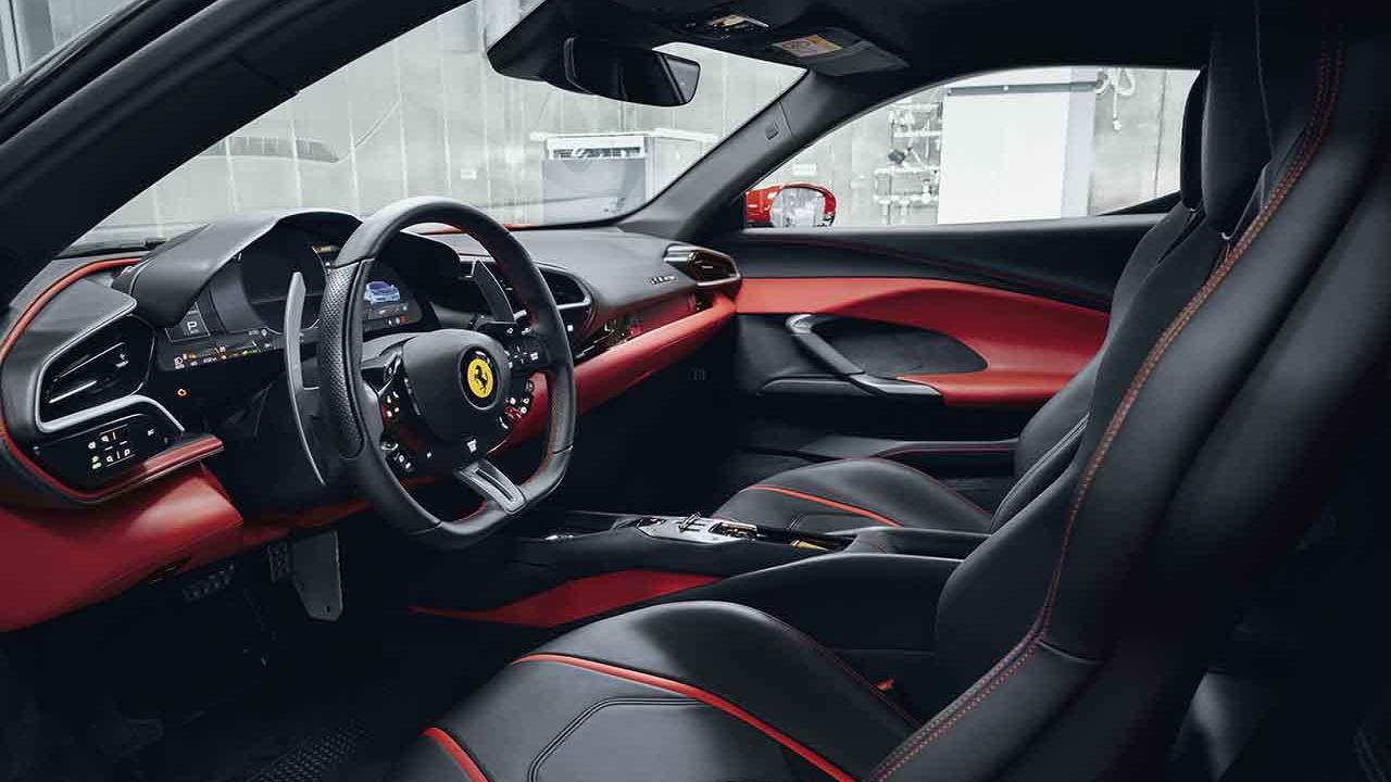 Waarom de Ferrari 296 GTS onze Supercar van het Jaar 2022 is