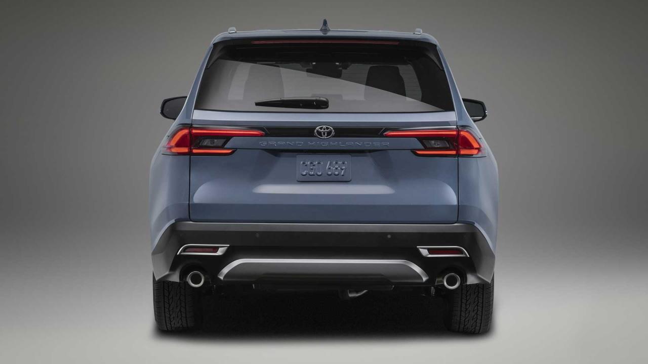 Nieuwe Toyota Grand Highlander doet zijn naam eer aan - TopGear