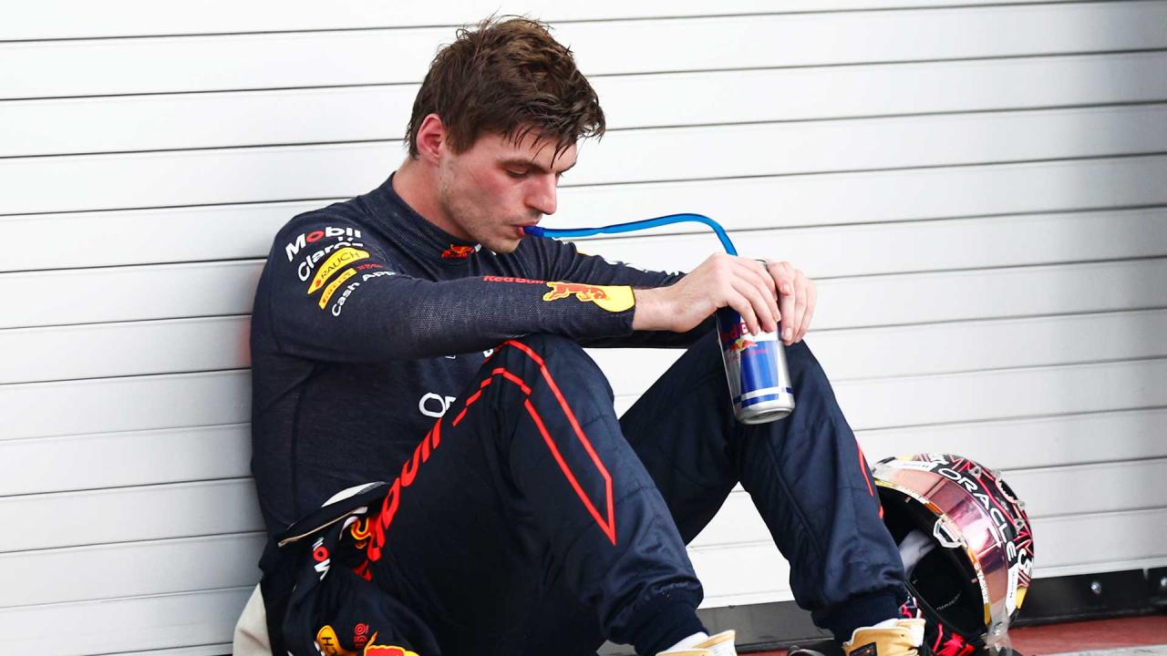 Wat drinkt Max Verstappen tijdens een F1-race? Het is geen water ...
