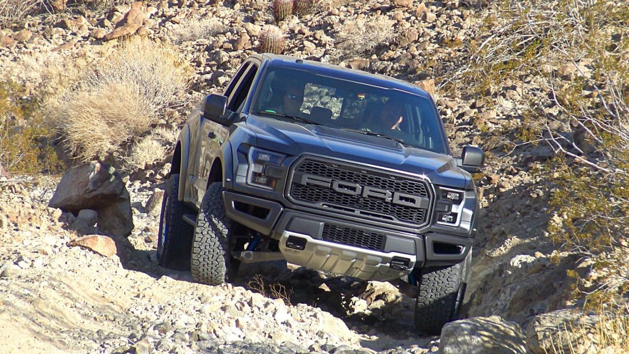 De eerste kilometers – on- en off-road – met de nieuwe Ford F-150 Raptor