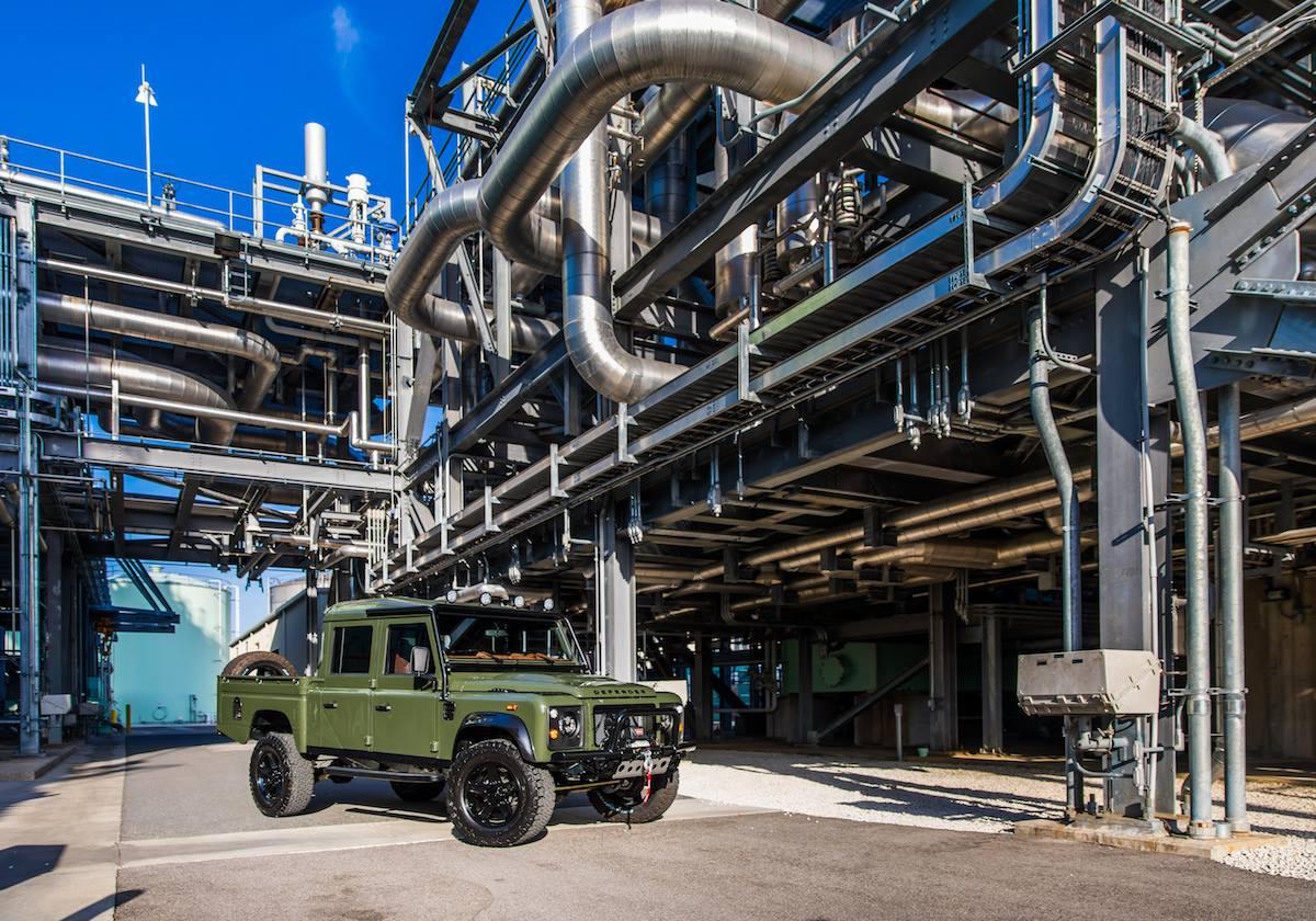 Land Rover Defender met Corvette-V8 - TopGear Nederland