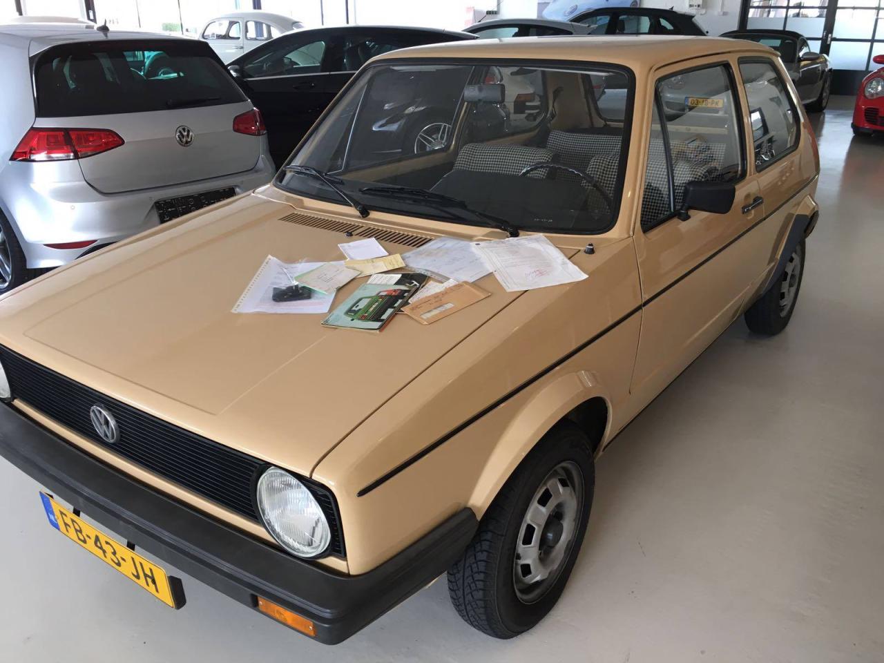 Echtpaar ruilt Volkswagen Golf I Diesel na 38 jaar in - TopGear