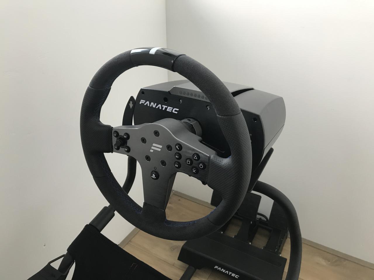 Fanatec CSL Elite Racing Wheel voor PlayStation 4 review - TopGear