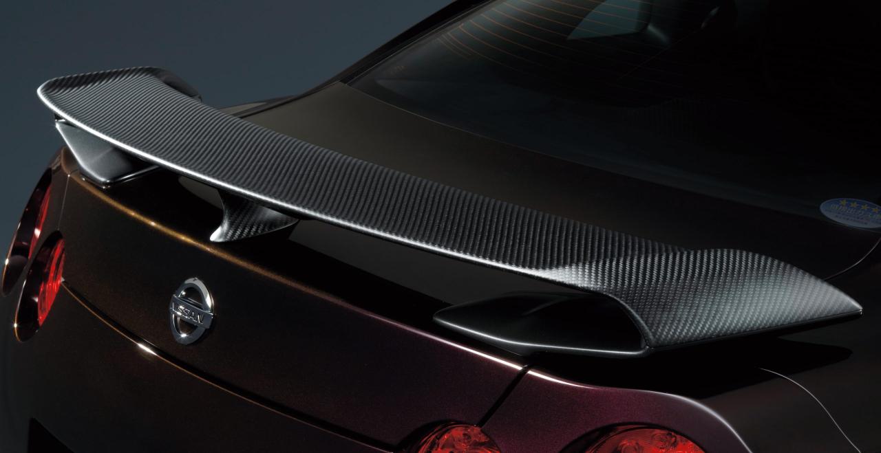 Nissan GT-R in Midnight Opal is voor speciale gelegenheden - TopGear