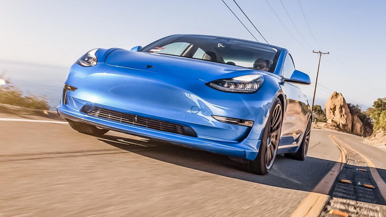 Tesla Model 3 Unplugged (2019) - test en specificaties - TopGear
