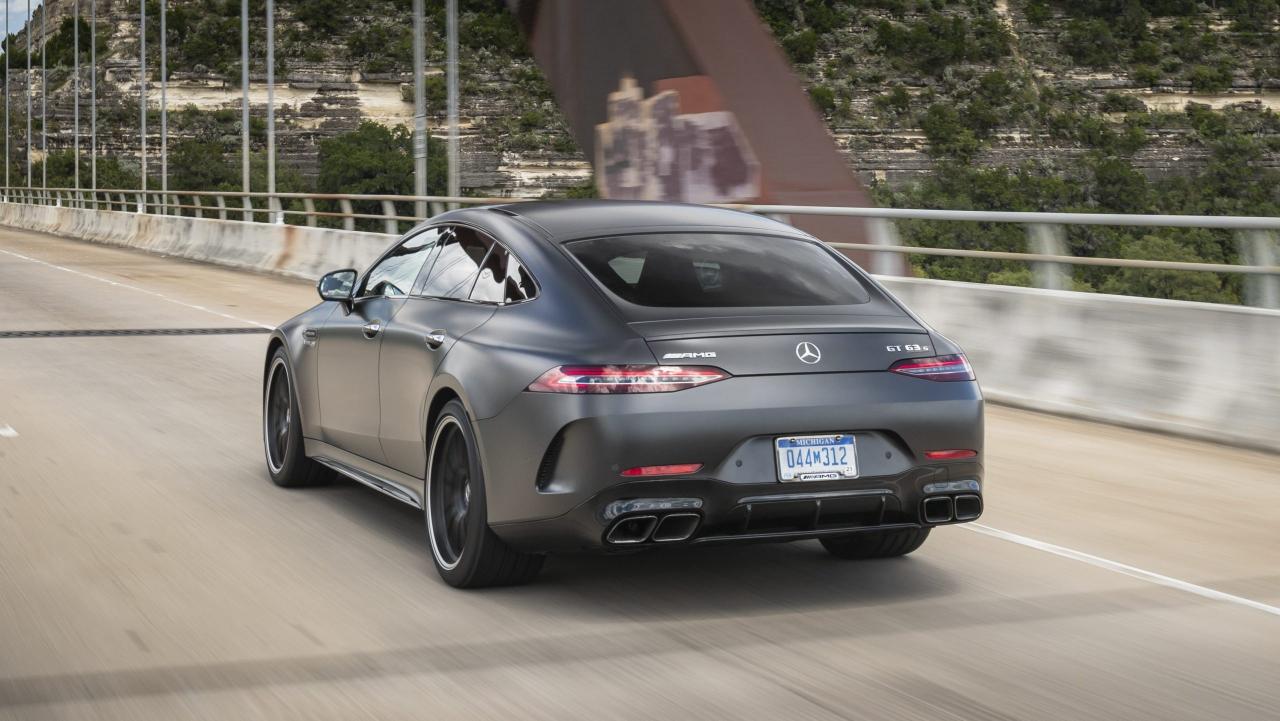 Duitse merken begrenzen niet op 180 km/u - TopGear Nederland