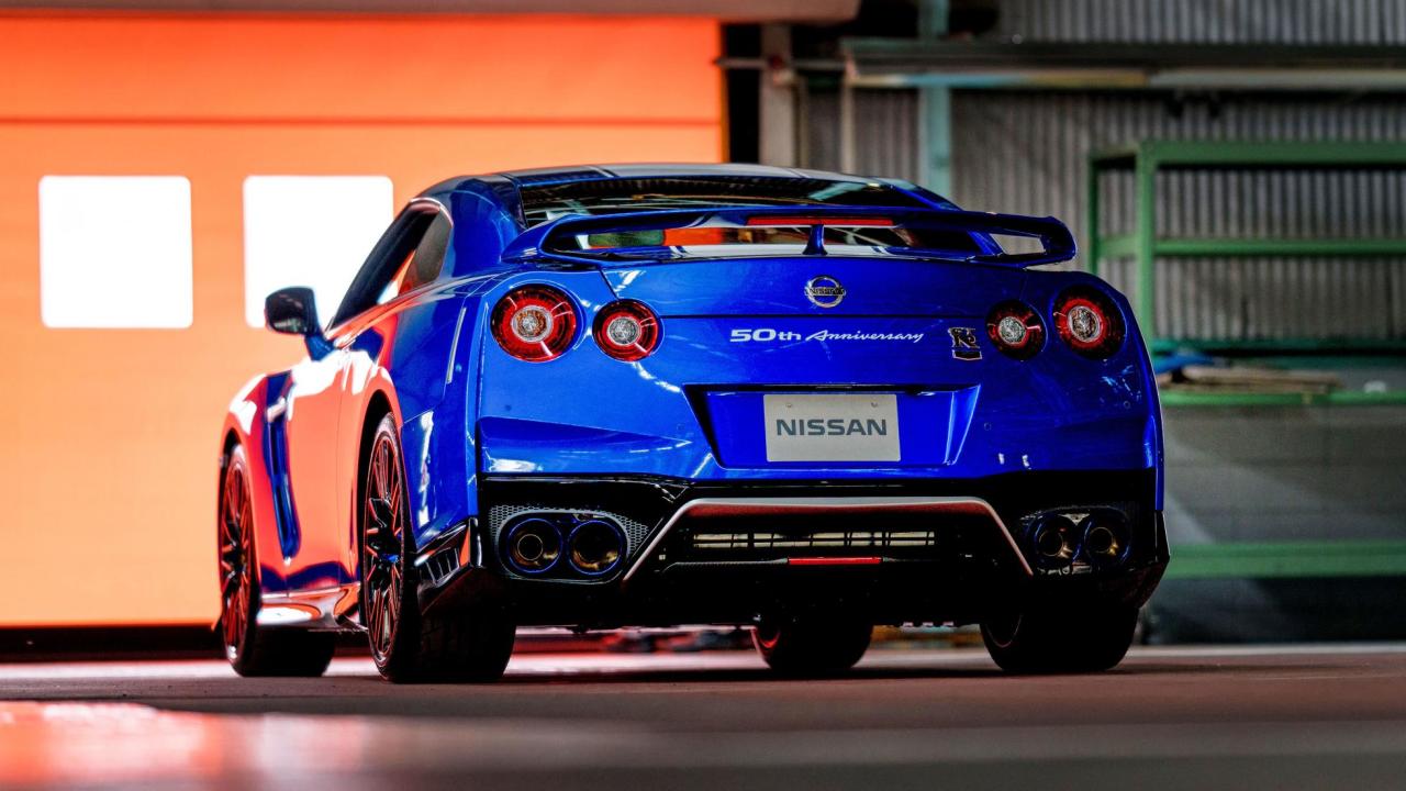 Je wilt een Nissan GT-R in het Bayside Blue - TopGear Nederland