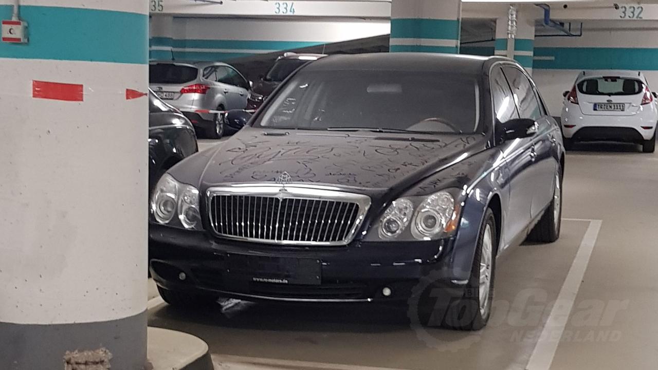 Deze parkeergarage in Trier staat vol stoffige exoten - TopGear Nederland