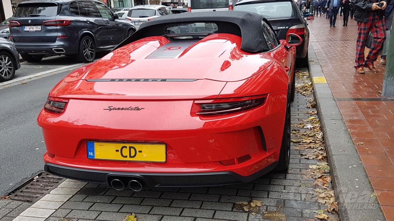 Porsche 911 Speedster met diplomatenplaten gespot - TopGear