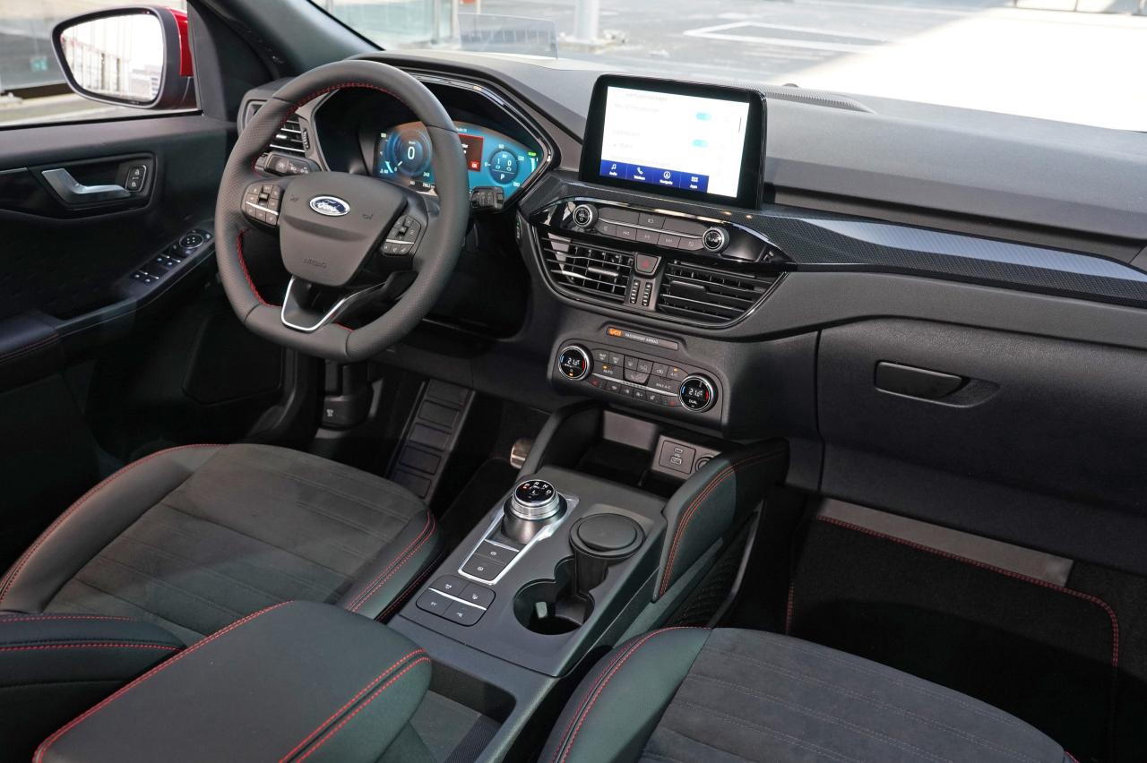 Ford Kuga 2.5 Plug-in Hybrid ST-Line X: test en specificaties - TopGear