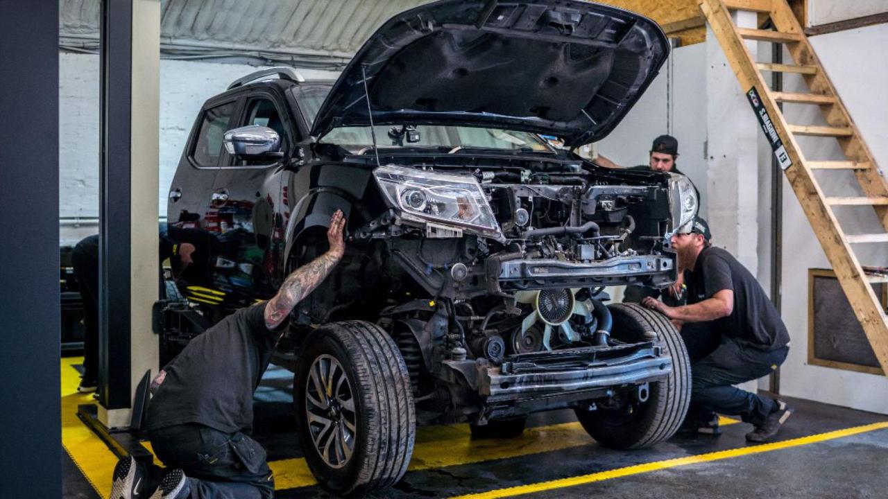 Nissan Navara met GT-R-motor (1.000 pk) - TopGear Nederland