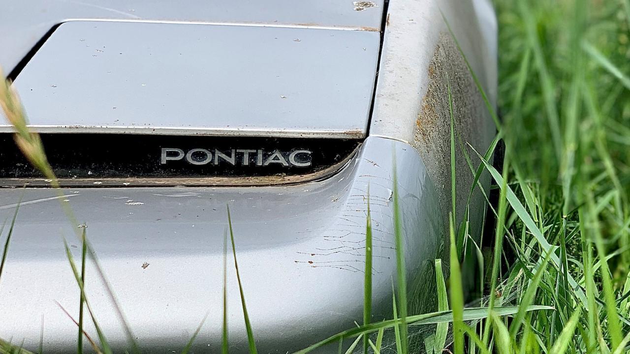 Verlaten Mitsubishi 3000 GT, FTO en Pontiac Firebird - TopGear Nederland