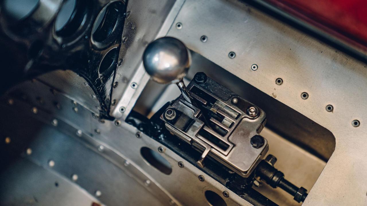 GTO Engineering Moderna is een retro-sportauto met V12 - TopGear