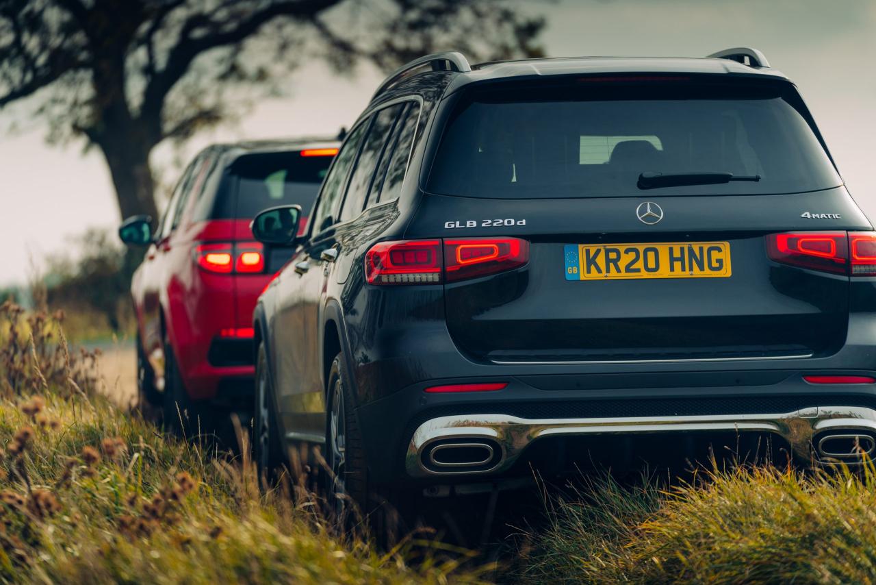 Mercedes GLB vs Land Rover Discovery Sport - TopGear Nederland