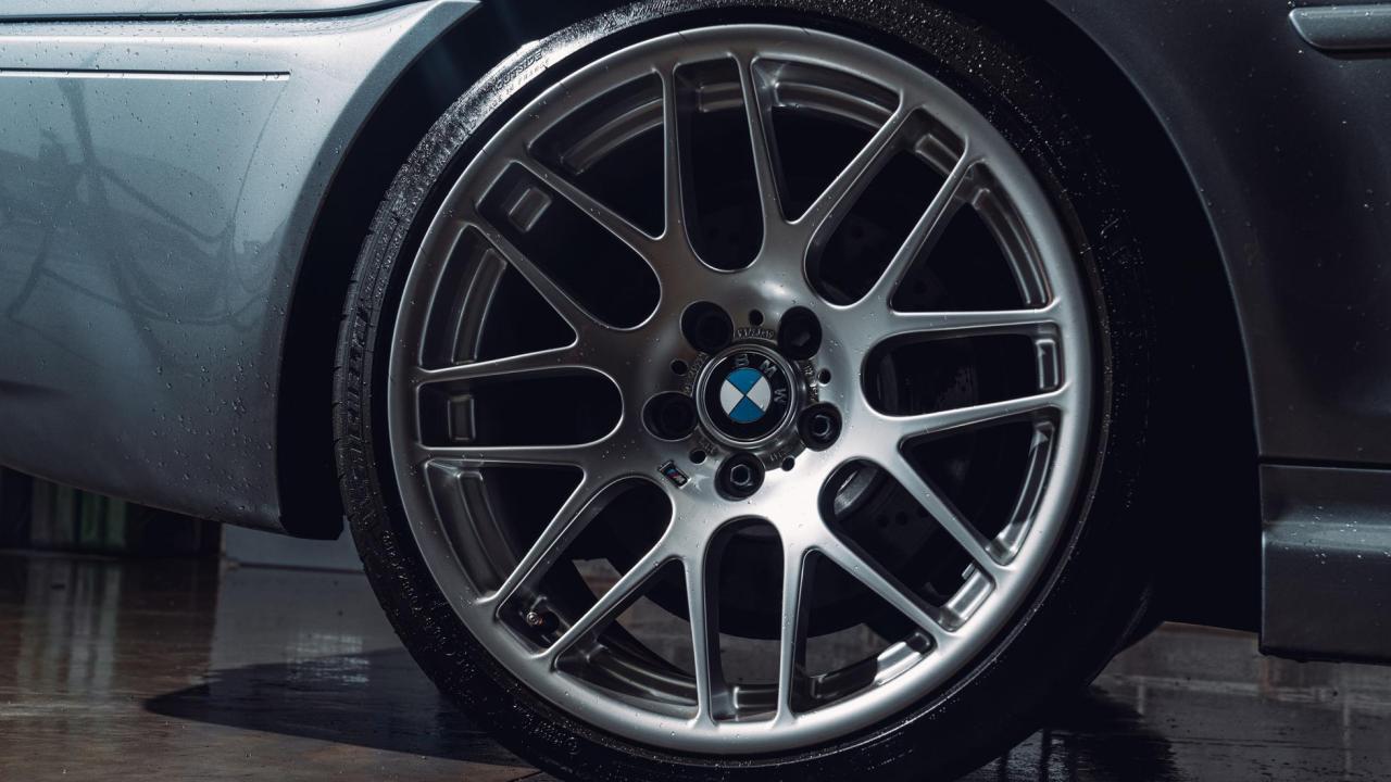 BMW M3 CSL vs BMW M2 CS - TopGear Nederland