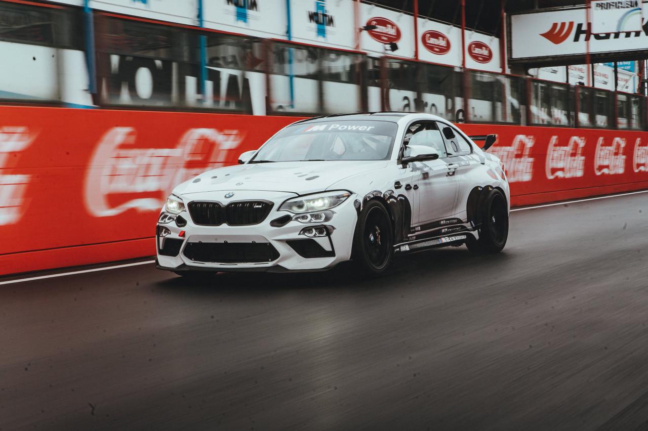 Jeroom ontwerpt bestickering BMW M2 CS Racing - TopGear
