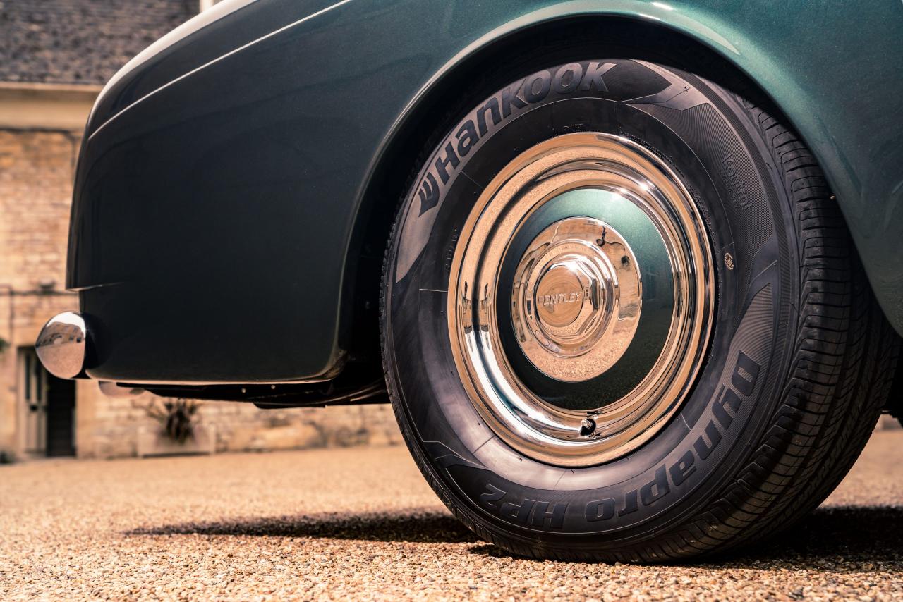 Lunaz maakt van deze elektrische Bentley Continental Flying Spur - TopGear