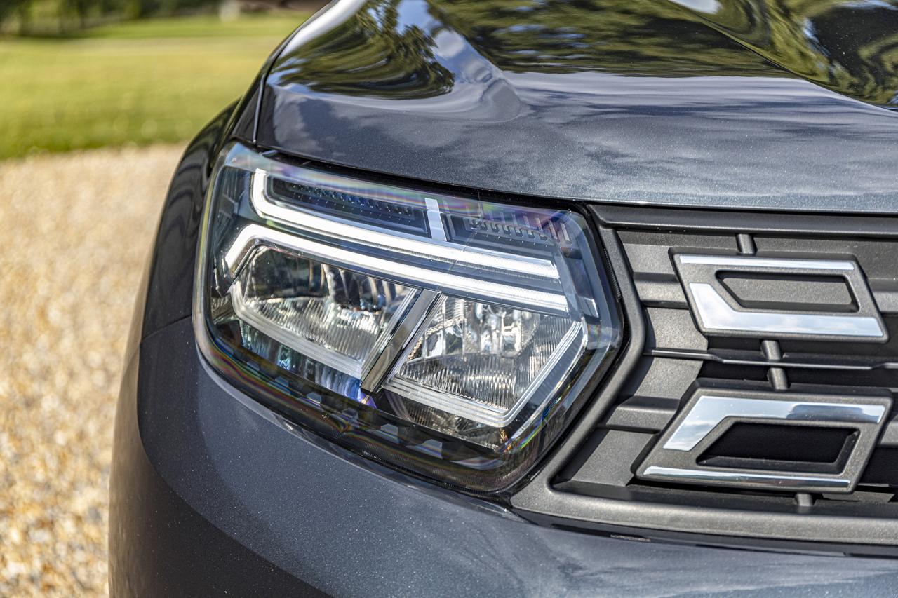 Dacia Duster TCE 100 Bi-Fuel GPF op LPG (2022) - review, specificaties