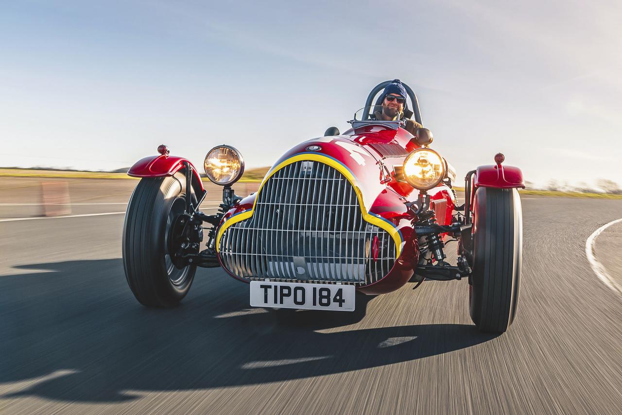 Deze Tipo 184 (klassieke F1-auto) is eigenlijk een Mazda MX-5
