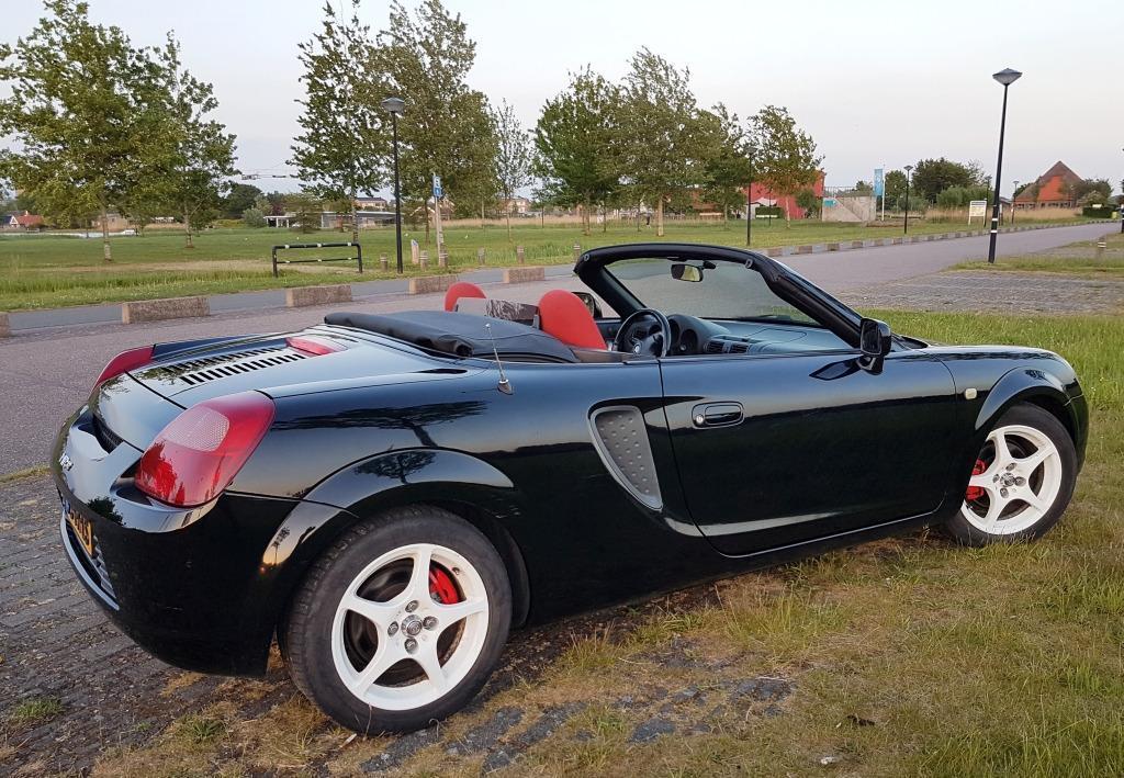 Kooptip: Toyota MR2 met de VR6 uit een Golf R32 - TopGear