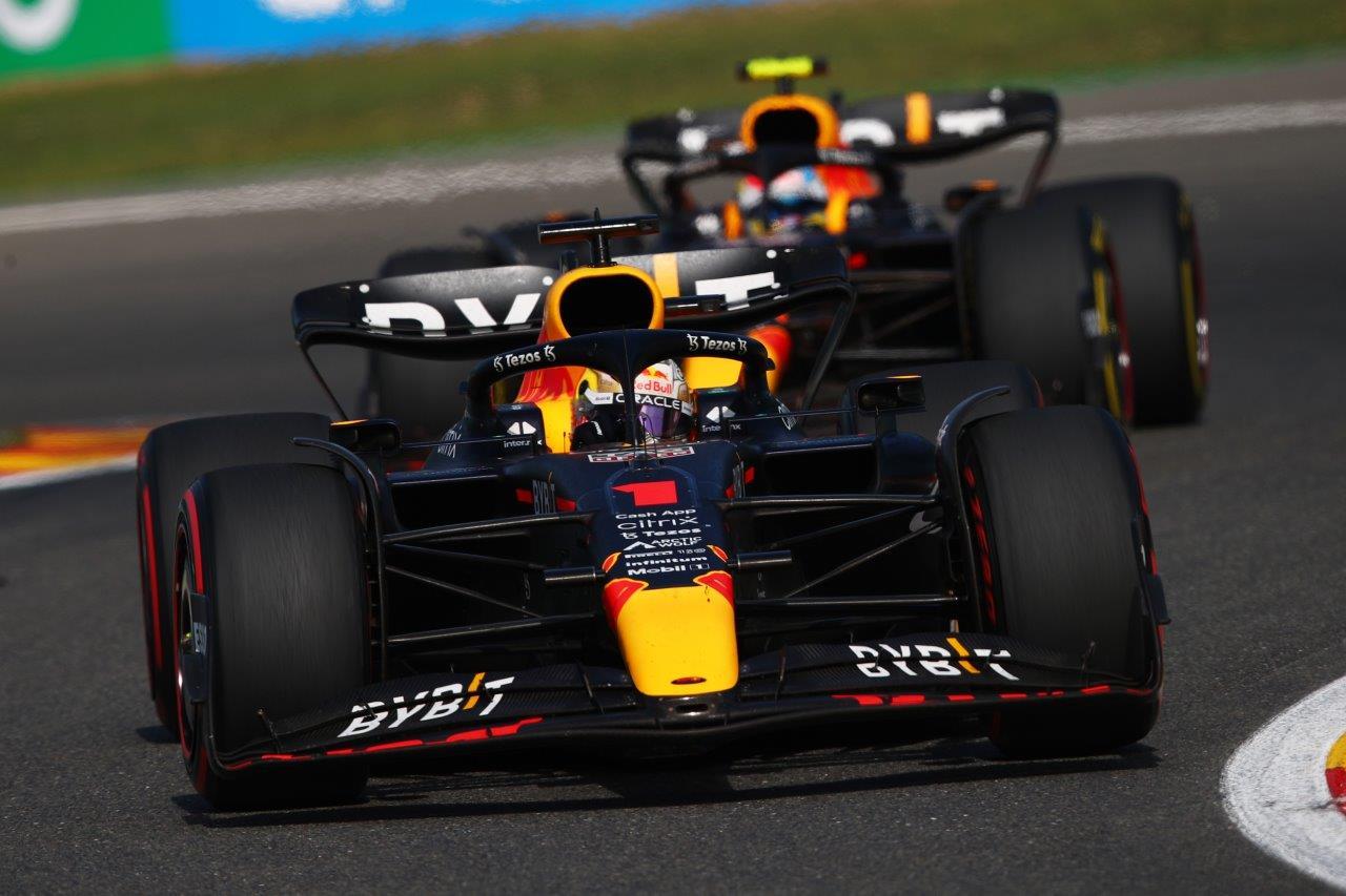 Verstappen kampioen in Japan? Zoveel punten moet hij nog uitlopen