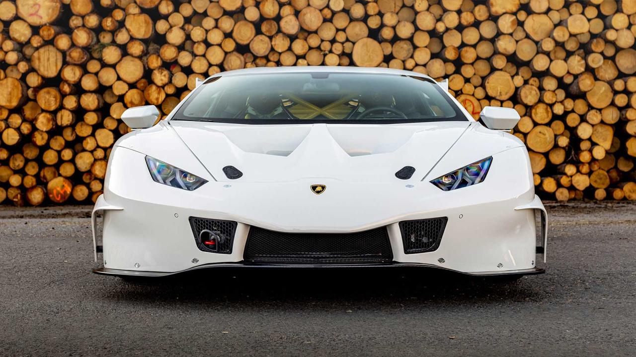 De Zyrus LP1200 is een straatlegale Super Trofeo met 1.200 pk